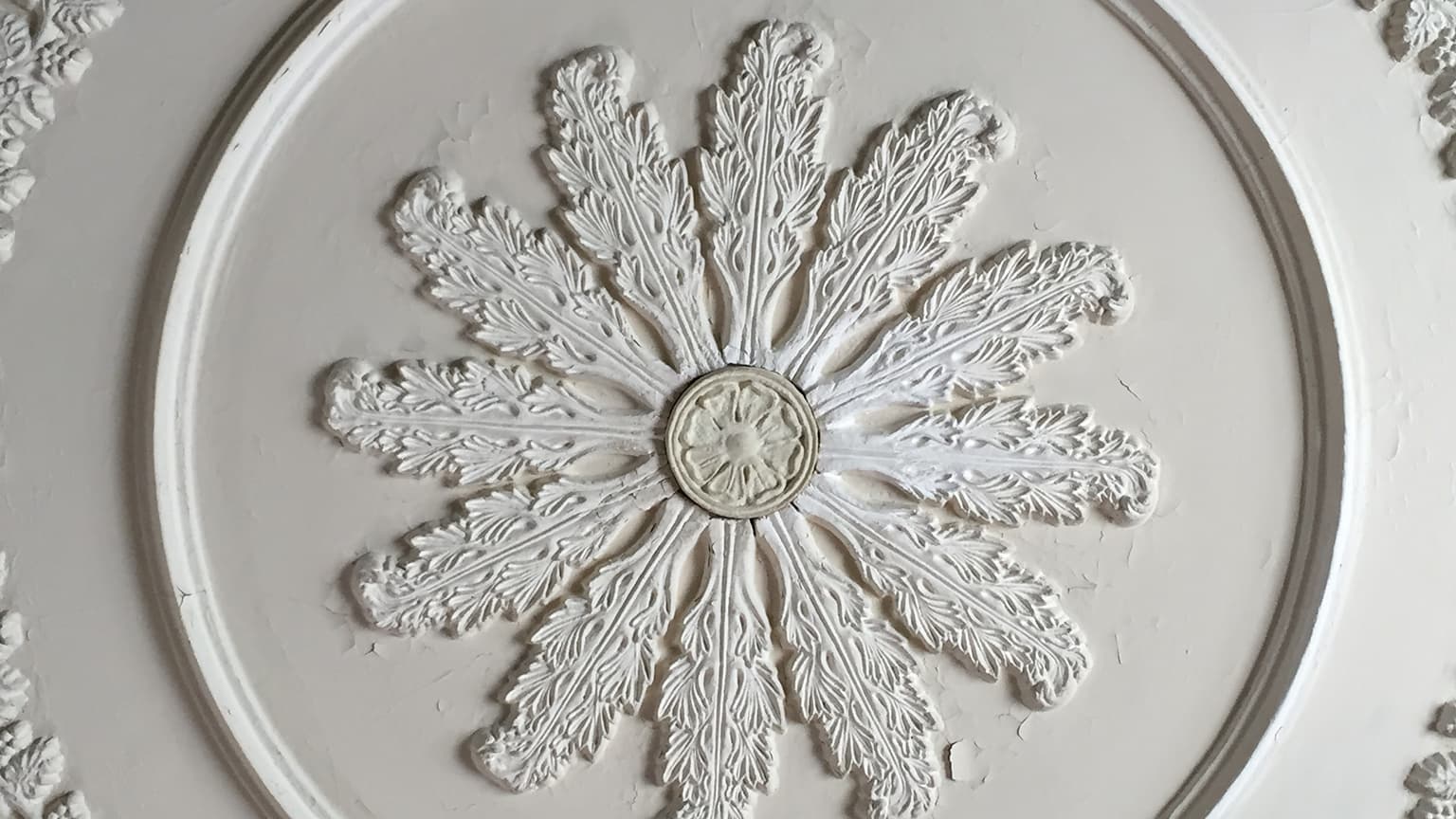 » Decorative Arts Trust – feature