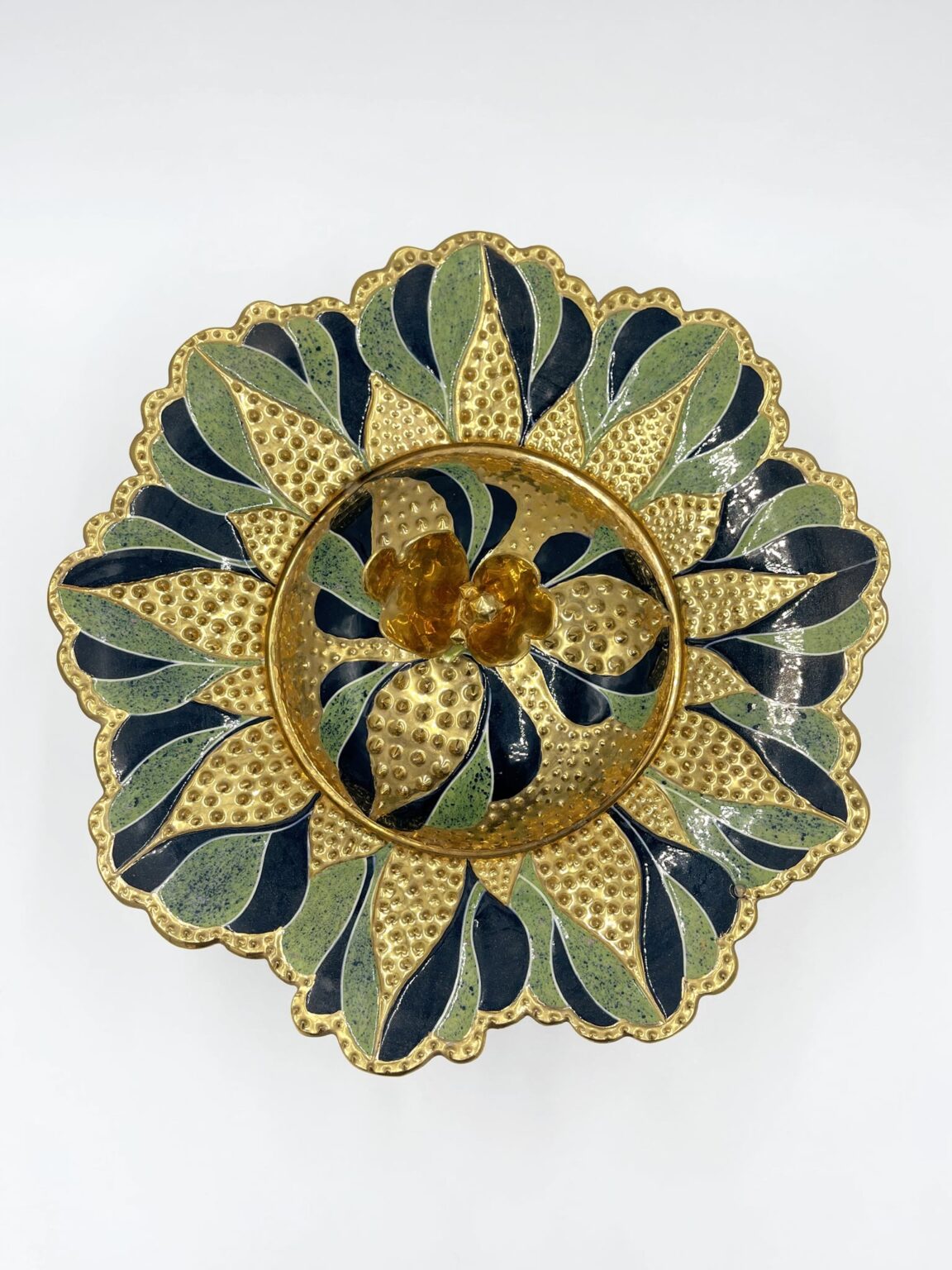 » Joan Takayama-Ogawa: Ceramic Beacon