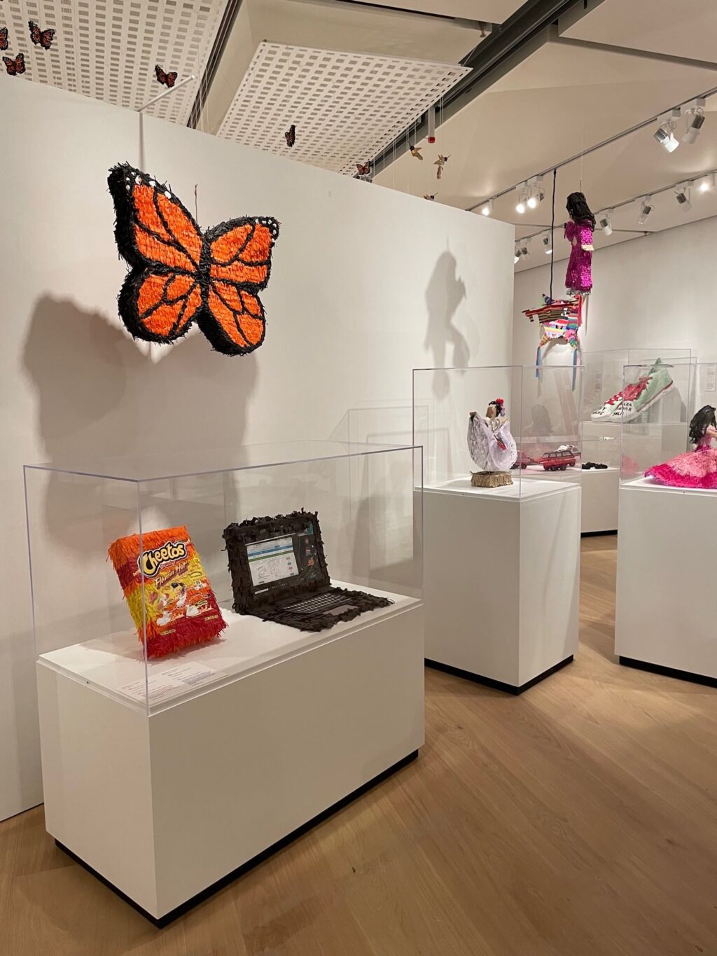 » Piñatas: The High Art of Celebration at the Mingei